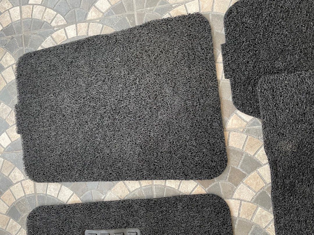 Universal Car Mat Coil Mat Spaghetti Matting universal mat Black Nomad ...