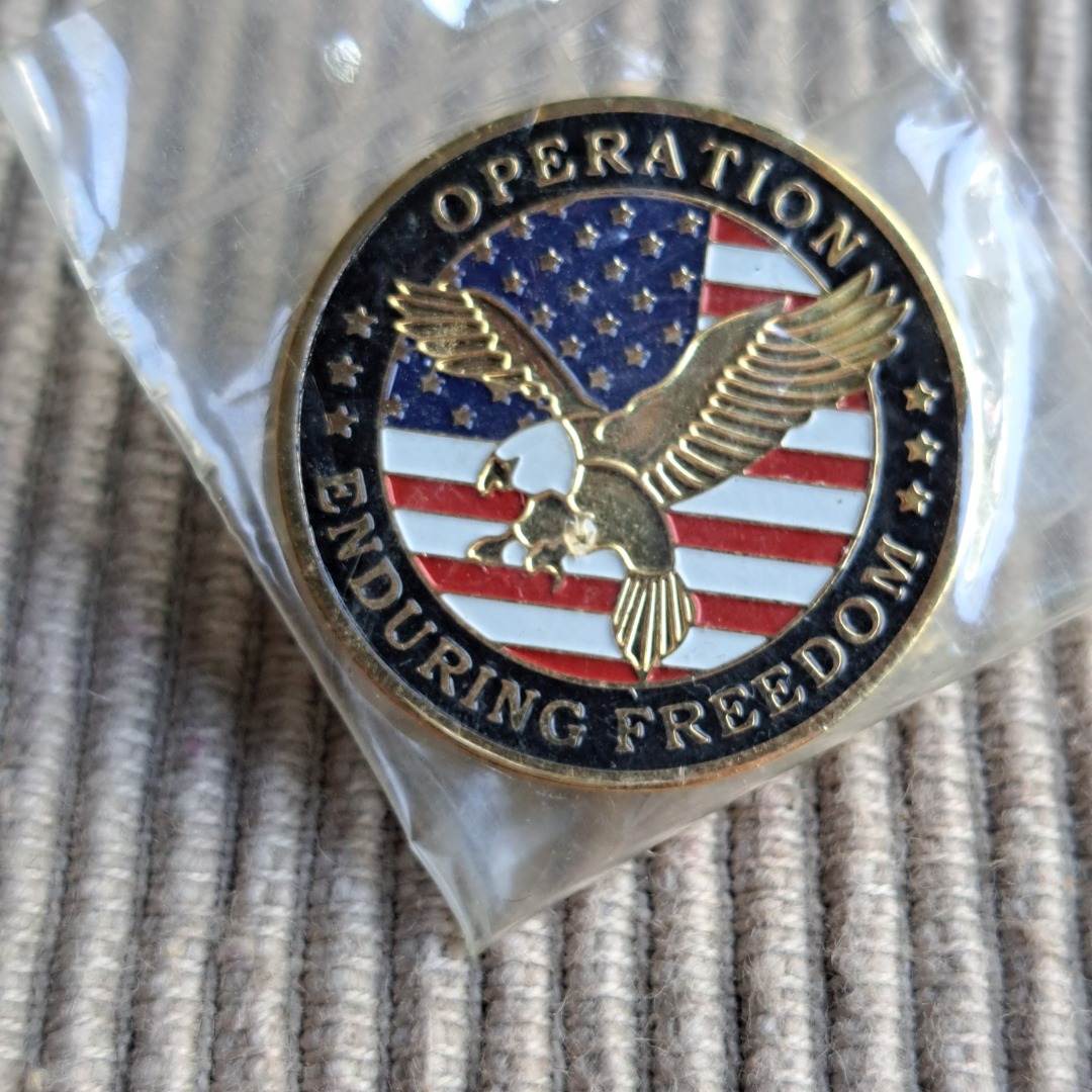 US Navy Collar Pins - Operation Enduring Freedom, Hobbies & Toys ...