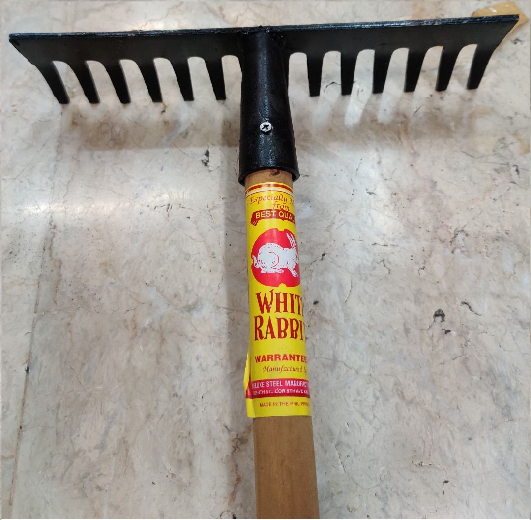 white rabbit garden rake 14 teeth, Furniture & Home Living, Gardening ...