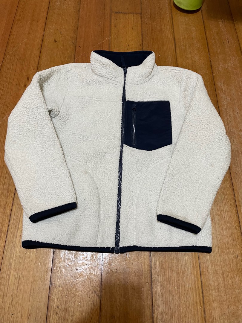 white Uniqlo 120 fleece jacket, Babies & Kids, Babies & Kids Fashion on ...
