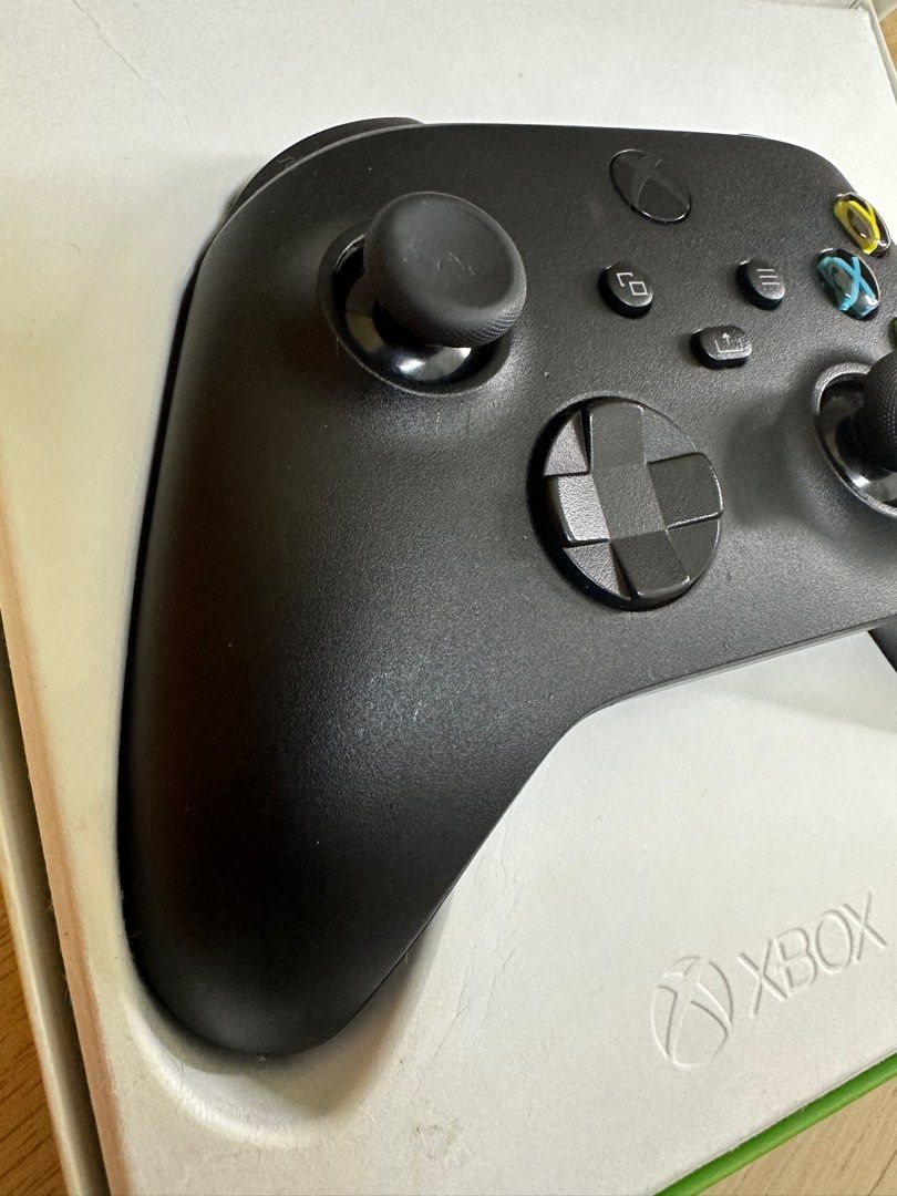 Xbox Wireless Controller - Carbon Black, Video Gaming, Video Game ...