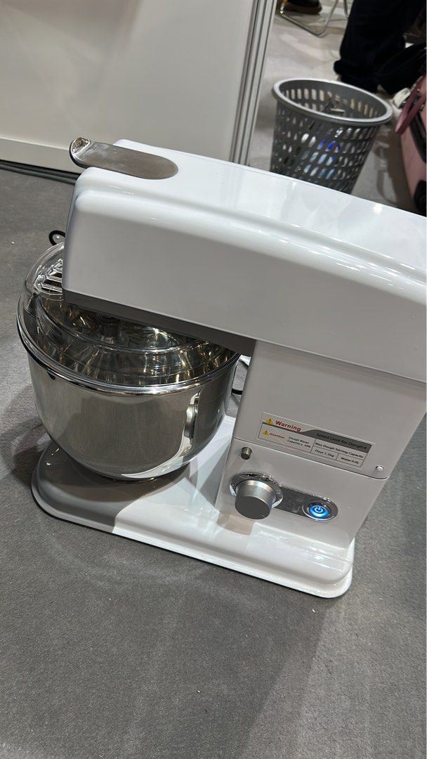 7.5L Brand new stand mixer with extra mixing bowl, TV & Home Appliances ...