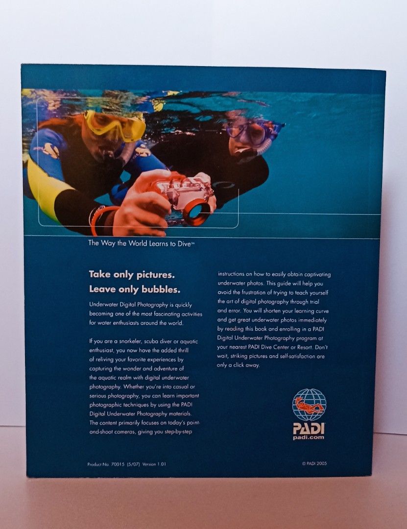 ( PADI ) Digital Underwater Photographer Manual book, Hobbies & Toys ...