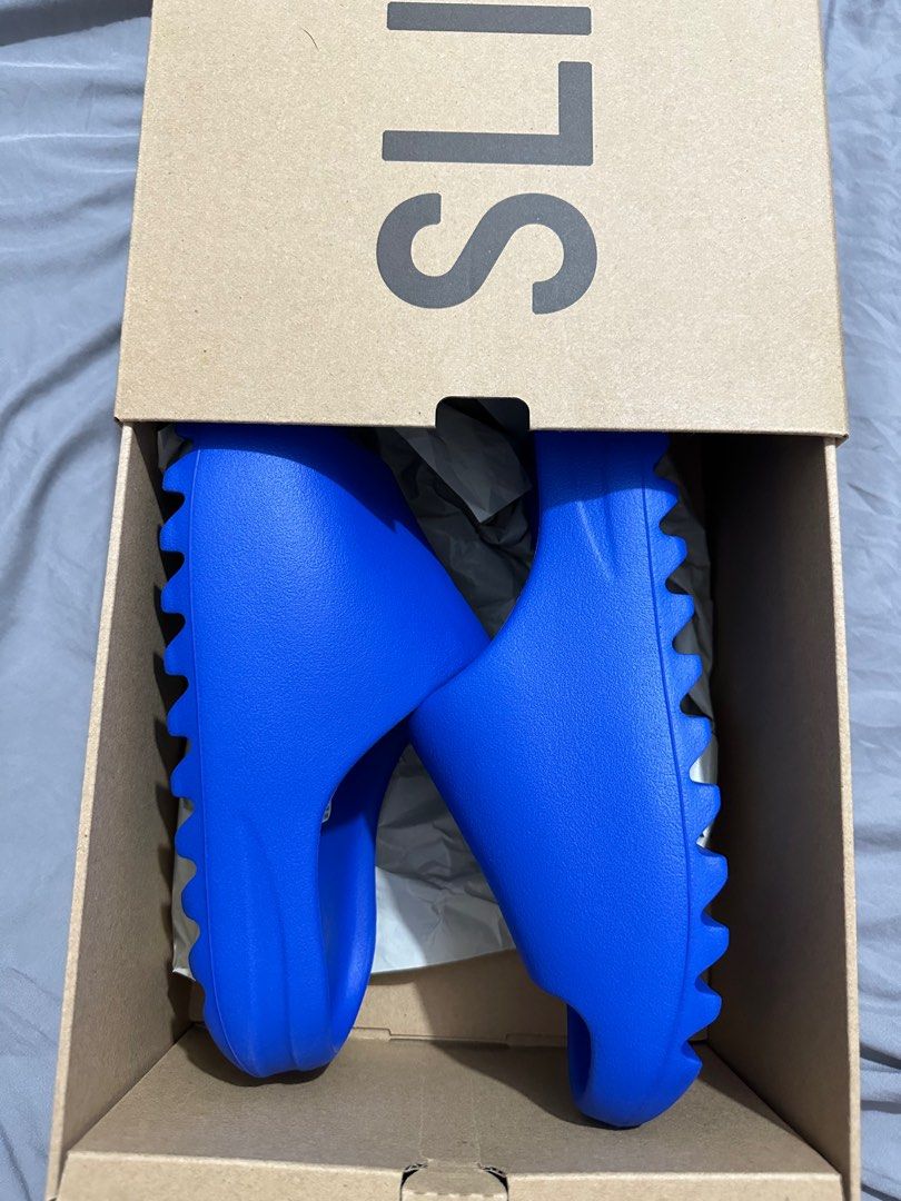 ADIDAS YEEZY SLIDE AZURE, Men's Fashion, Footwear, Slippers & Slides on ...