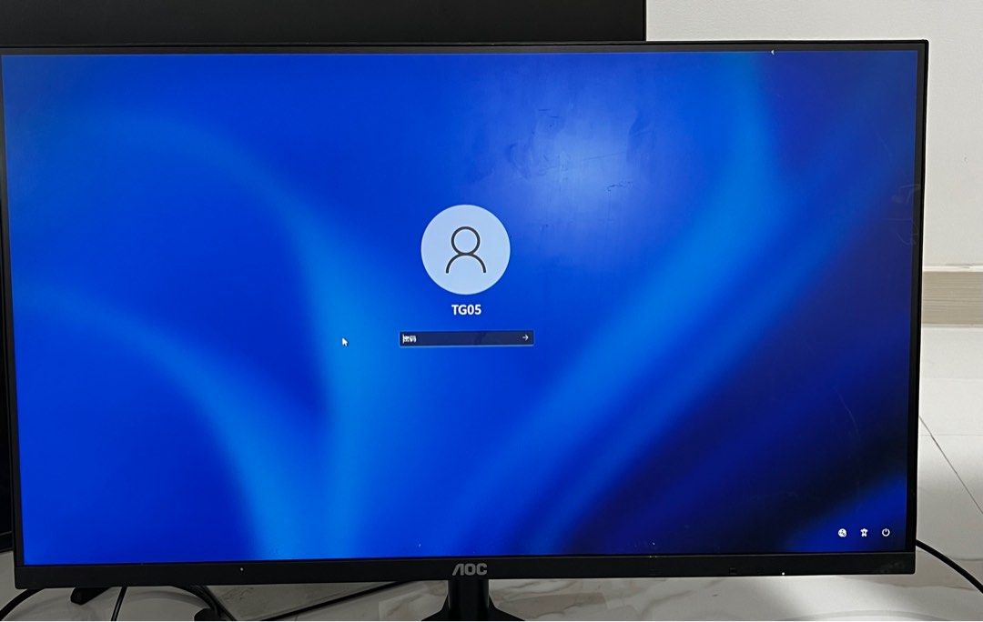 AOC COMPUTER MONITOR, Computers & Tech, Desktops on Carousell