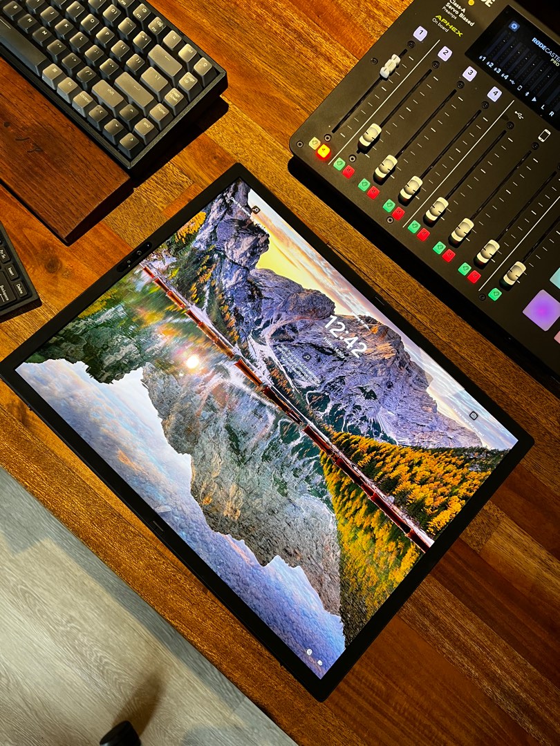 Asus Zenbook Fold Oled Laptop Computers Tech Laptops Notebooks On Carousell