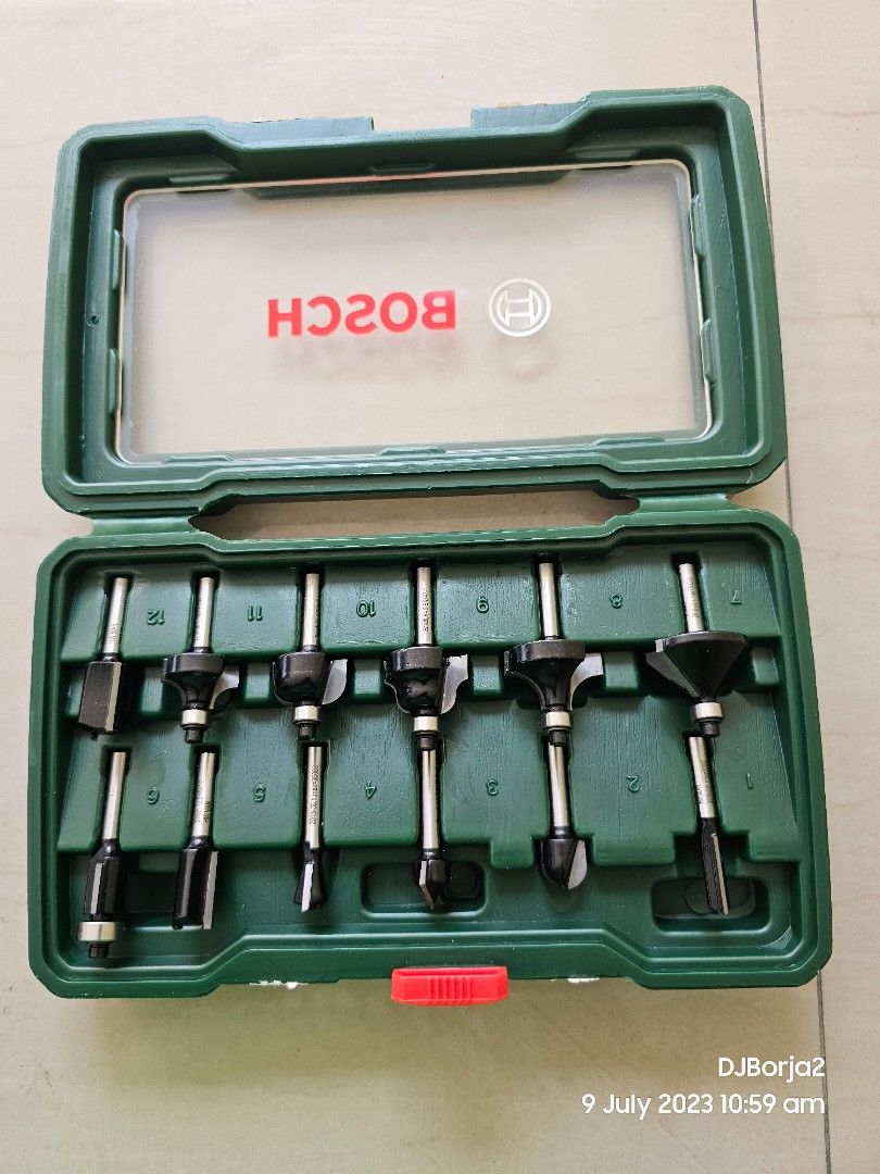 Bosch GKF 550 Trimmer and Router Bits Set, Furniture & Home Living ...