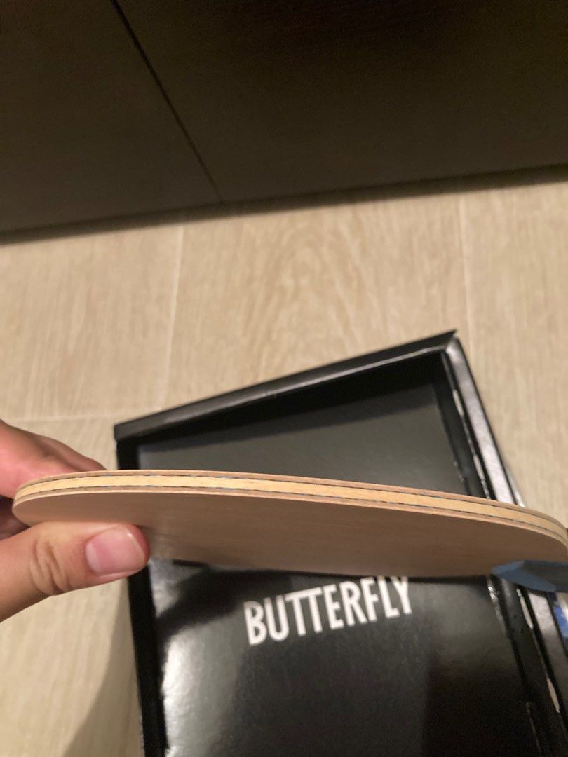 Butterfly Innerforce ALC CS/ D09c red 1.9mm, 運動產品, 運動與體育, 運動與體育 - 球拍和球類運動 - Carousell