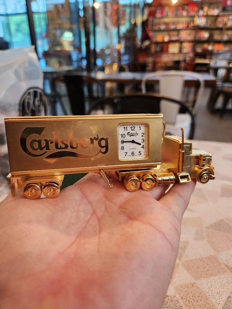 Carlsberg Clock Metal Truck Trailer, Hobbies & Toys, Memorabilia ...