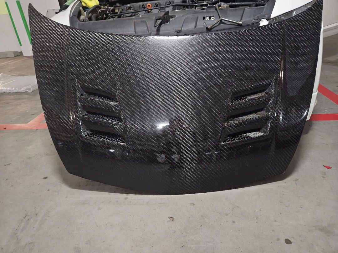 Cf mugen hood for civic fd, Car Accessories, Accessories on Carousell