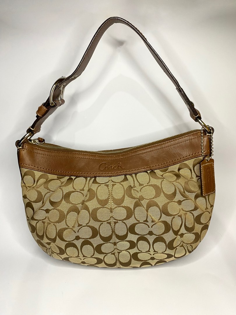 Coach Signature Mono Hobo Bag, Luxury, Bags & Wallets on Carousell