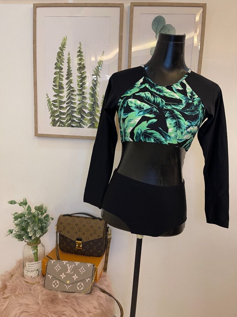 COCO CABANA Crop Rash Guard Long Sleeves with High Waist Bottoms Set on ...