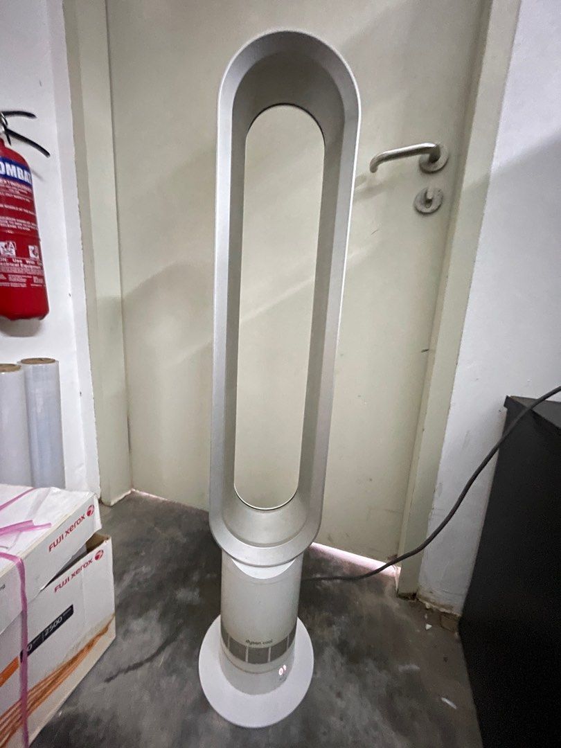 Dyson Cool AM07 Air Multiplier Tower Fan with original remote ...