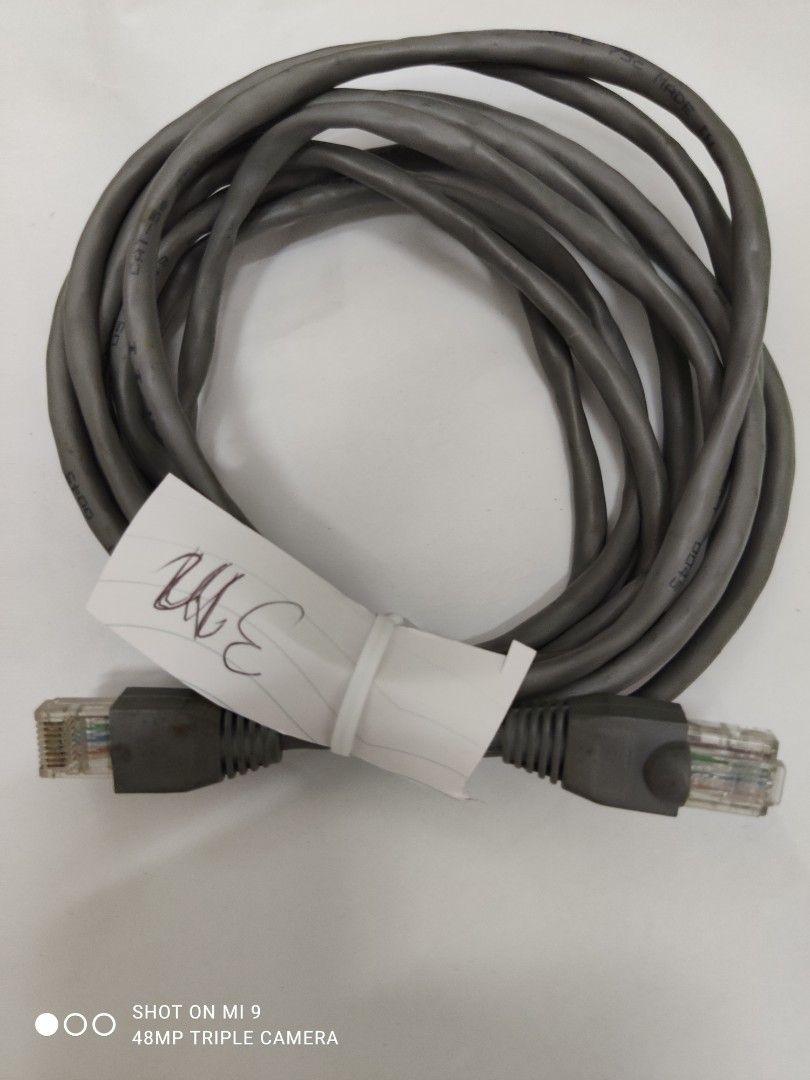 ETHERNET LAN Cable(3m long), 電腦＆科技, 電腦周邊及配件, 電腦線、轉接線及轉換器 - Carousell