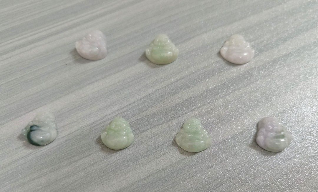 feicui jade Buddha pendant翡翠玉笑佛吊坠, Women's Fashion, Jewelry ...