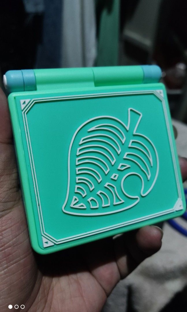 Gameboy Advance SP Pastel Green Animal Crossing Embossed Leaf Design on ...