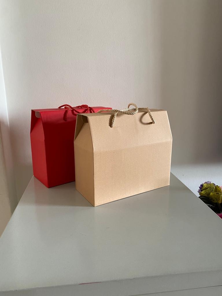 Gift box with rope handle, Hobbies & Toys, Stationery & Craft, Other ...