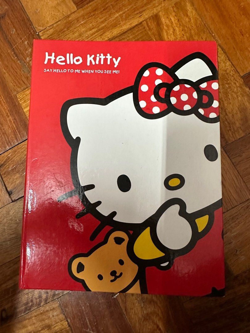 Hello kitty on Carousell