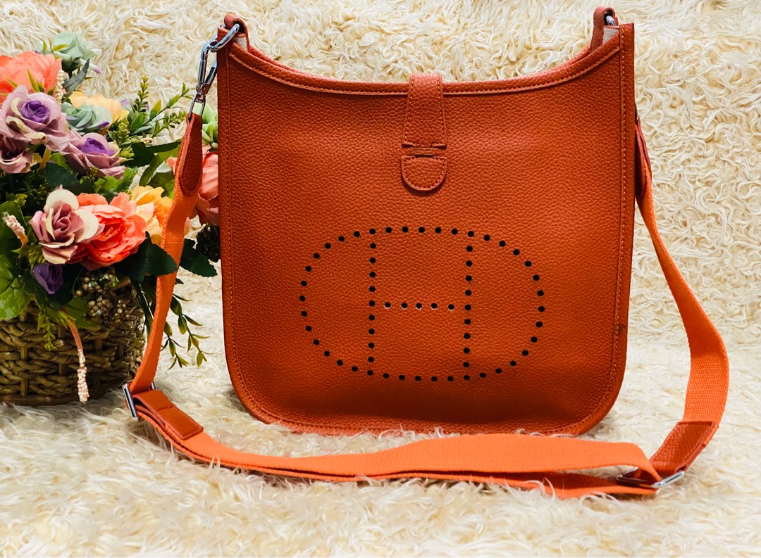 Hermes Evelyn GM size on Carousell