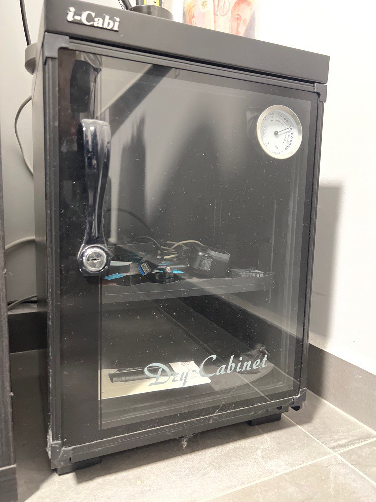 I-cabi Dry Cabinet, Photography, Photography Accessories, Dry Boxes & Cabinets on Carousell