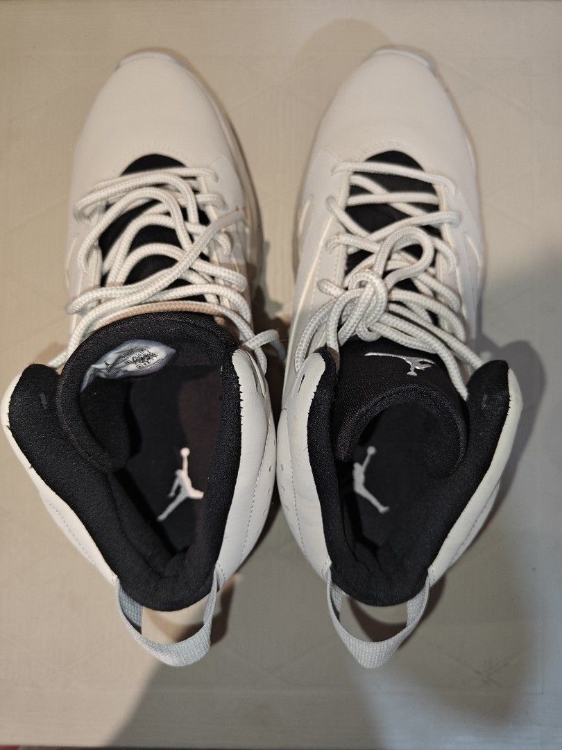 Jordan lift off light bone size 9 for sale, Men's Fashion, Footwear ...