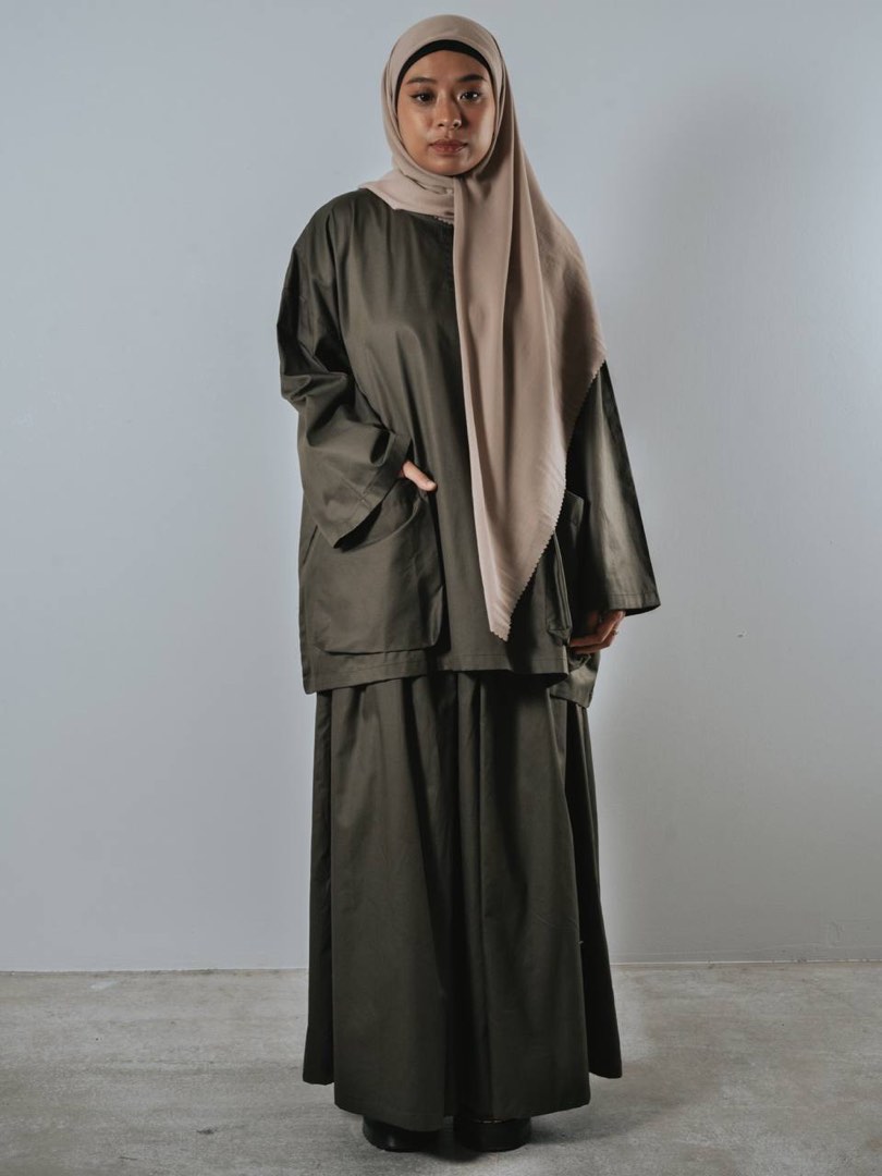 KAIFIYYAH Top Iman Oxford Forest Green, Women's Fashion, Muslimah ...