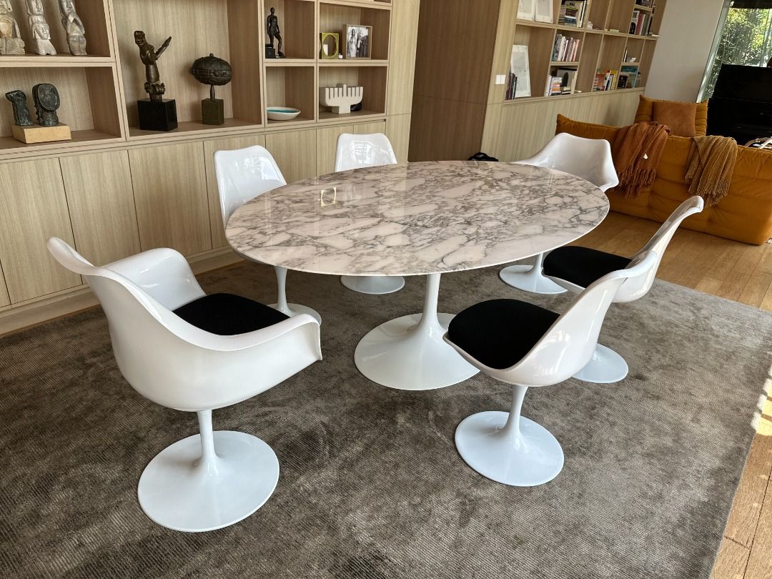 Knoll Saarinen Tulip Dining Table Oval - Arabescato Marble Dining Table ...