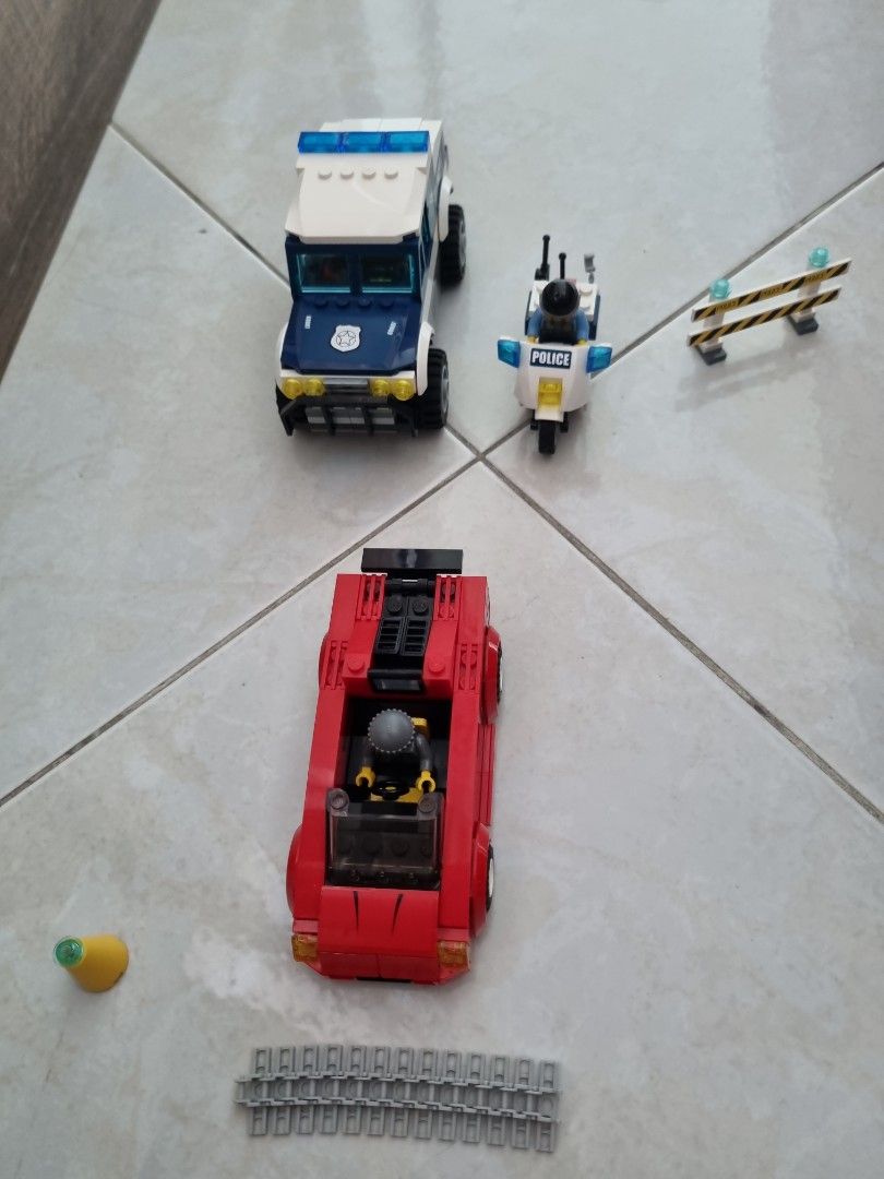 Lego 60007 high speed chase, Hobbies & Toys, Toys & Games on Carousell