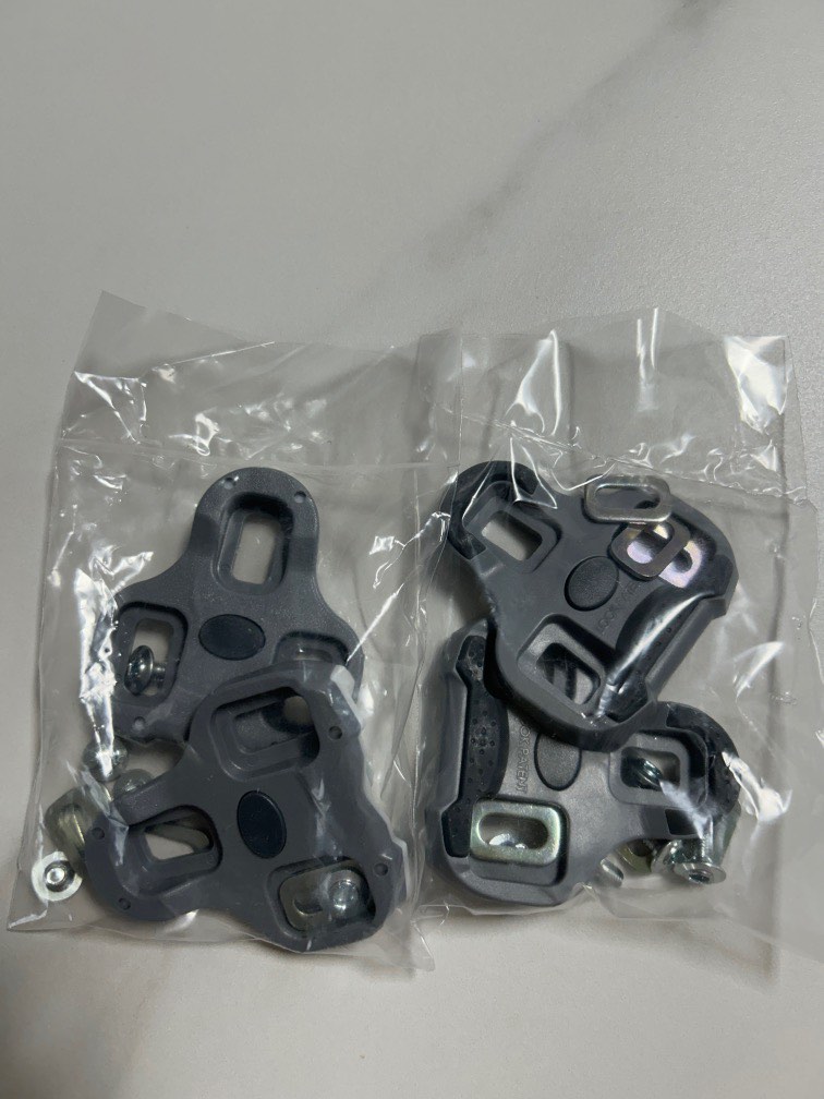 Look Grey cleats, Sports Equipment, Bicycles & Parts, Parts ...