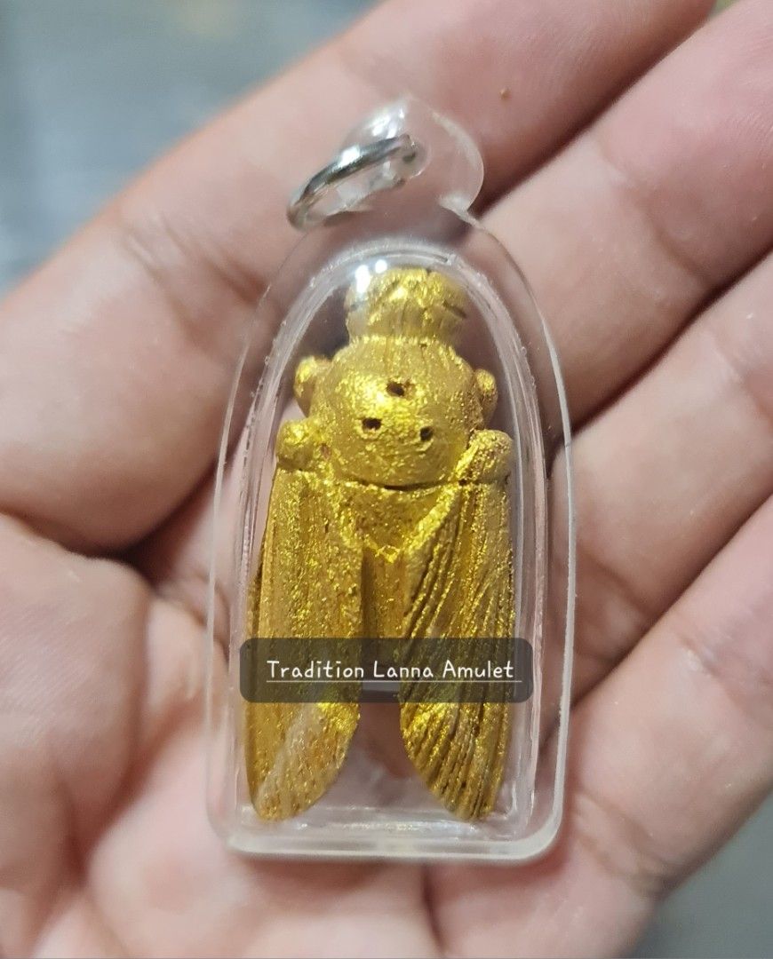 Maleng Pu Bumble Bee with casing, Hobbies & Toys, Memorabilia ...