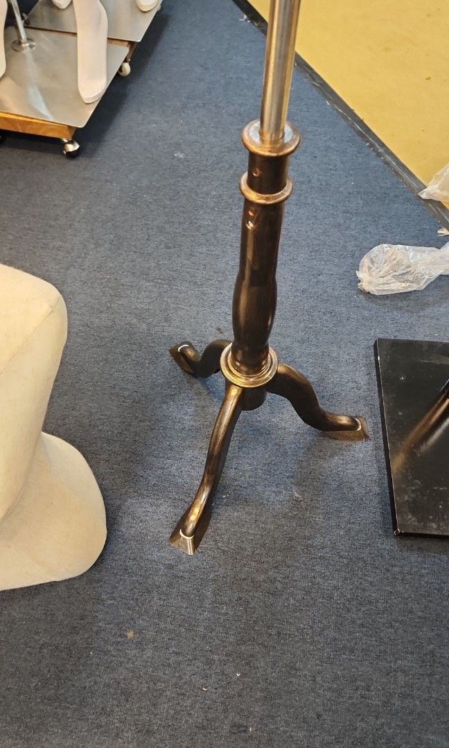 Mannequin base, Hobbies & Toys, Stationery & Craft, Other Stationery ...