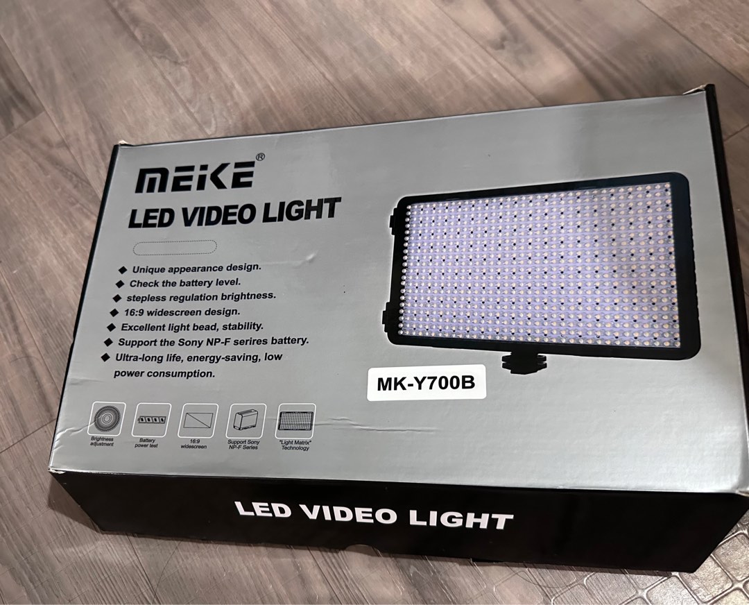 MEIKE LED VIDEO LIGHT on Carousell