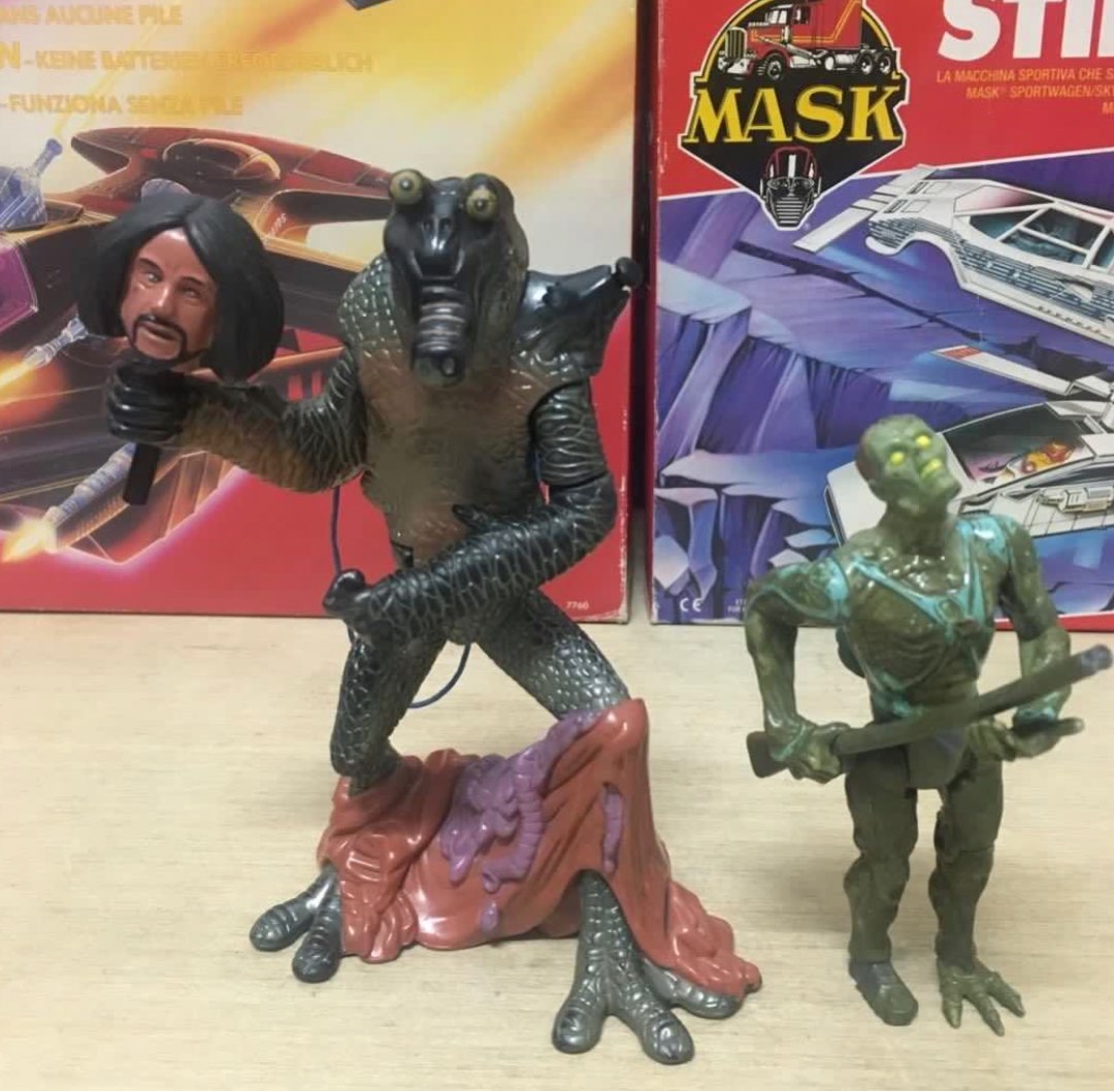 MEN IN BLACK ALIEN FIGURES LOT (MOVIE ASSORTMENT) (1997), Hobbies ...