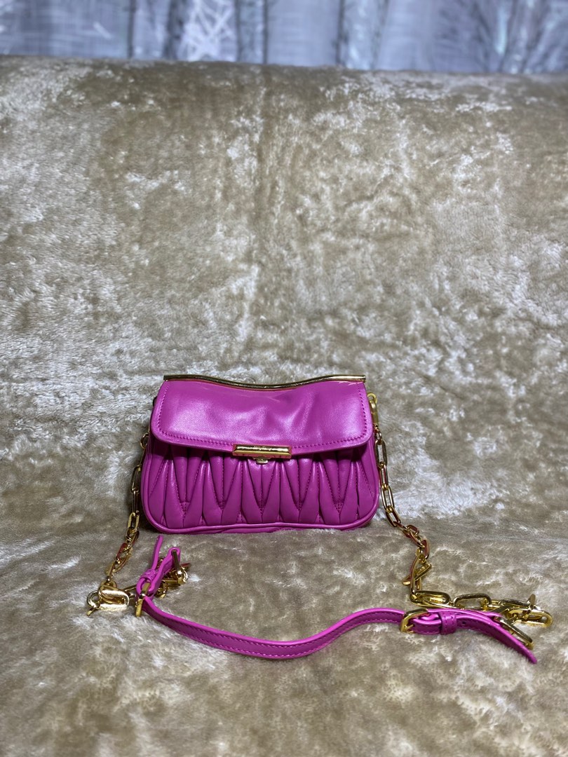 Miu Miu Chain sling on Carousell