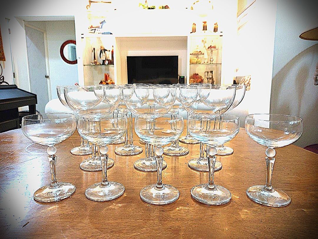 Modern unique 15 piece *Marked Rosenthal* Balloon Crystal stemware ...