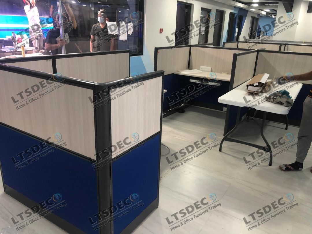 Modular Office Partition/Cubicle table Office Furntiures on Carousell
