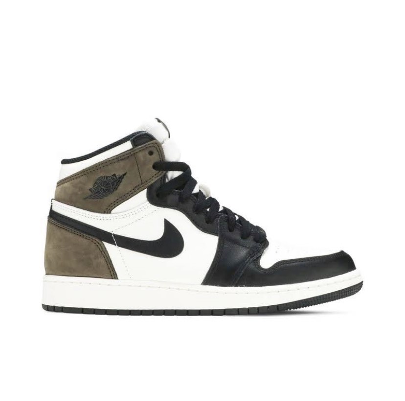 Nike Dark Mocha Jordans, Men's Fashion, Footwear, Sneakers on Carousell