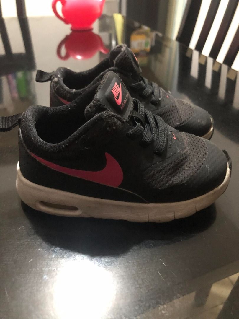 Nike for kids, Babies & Kids, Babies & Kids Fashion on Carousell