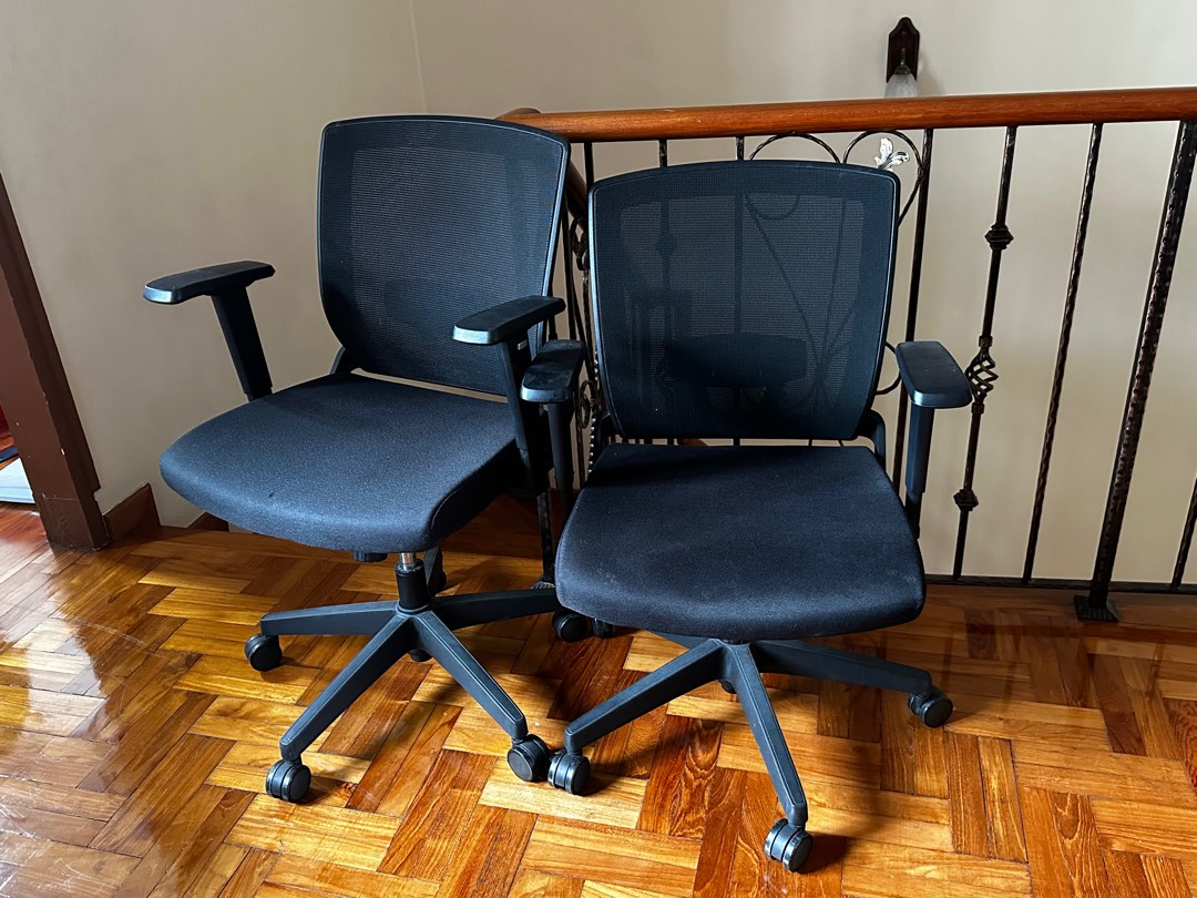 Office Chairs (Swirl w roller), Furniture & Home Living, Furniture ...