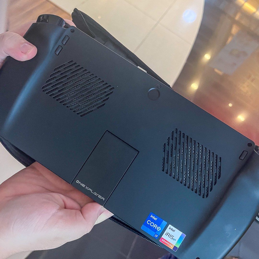 OneXPlayer 1S 8.4inch (Used/Like New), Video Gaming, Video Game ...