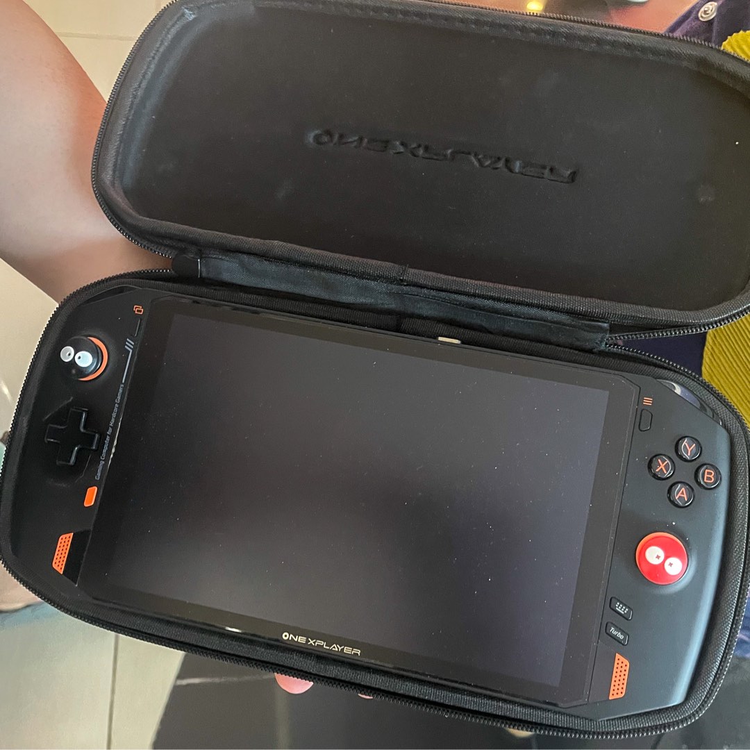 OneXPlayer 1S 8.4inch (Used/Like New), Video Gaming, Video Game ...