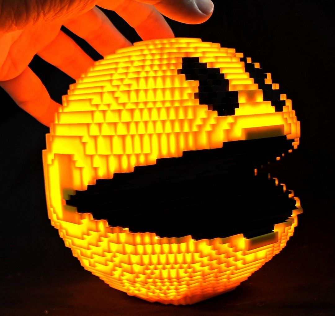 Pac-Man 3D Pixels with Light, Hobbies & Toys, Toys & Games on Carousell