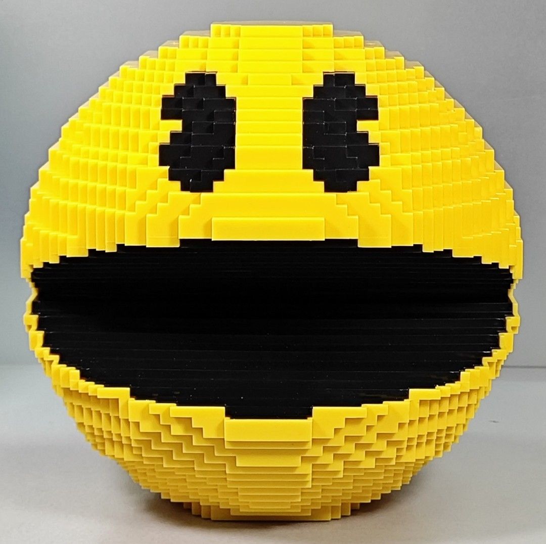 Pac-Man 3D Pixels with Light, Hobbies & Toys, Toys & Games on Carousell
