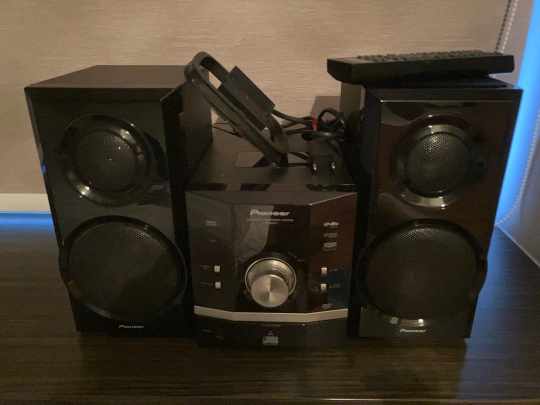 Pioneer mini hifi system, Audio, Portable Music Players on Carousell
