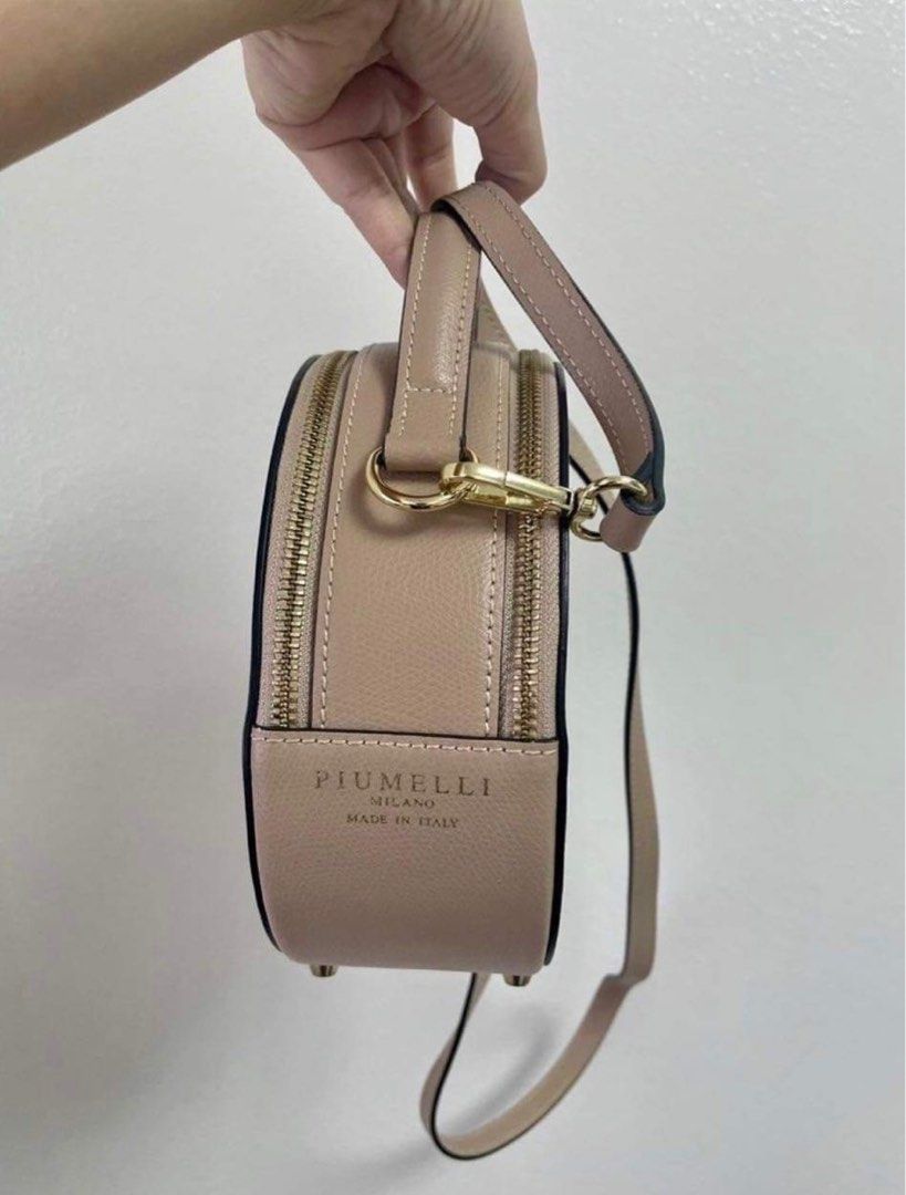 Piumelli Sling Bag, Women's Fashion, Bags & Wallets, Cross-body Bags on ...