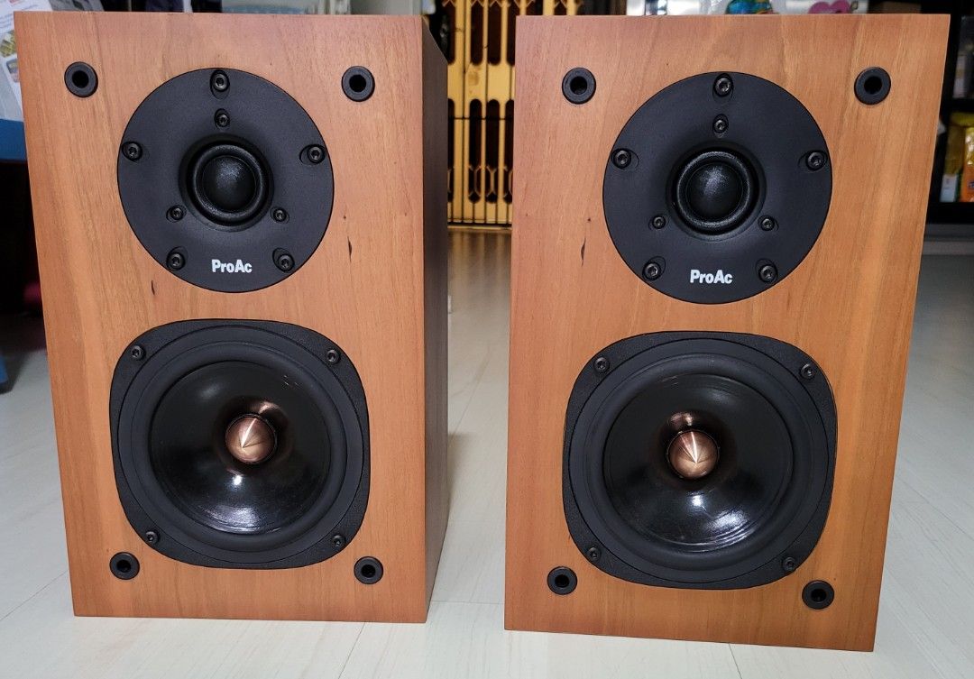 Proac tablette 10 signature bookshelf speaker, Audio, Soundbars ...