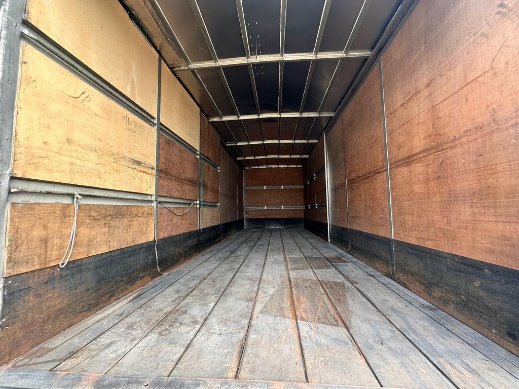 Rent Lorry 24ft Isuzu FRR90 Auto Diesel Box Rental Commercial Truck ...