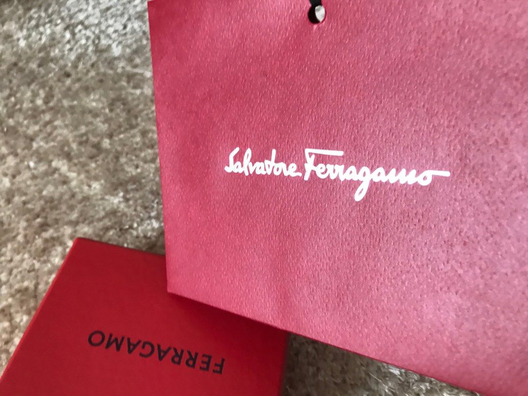 SALVATORE FERRAGAMO BOX AND PAPER BAG SIZE MINI BOK 150K PAPER BAG 50K ...