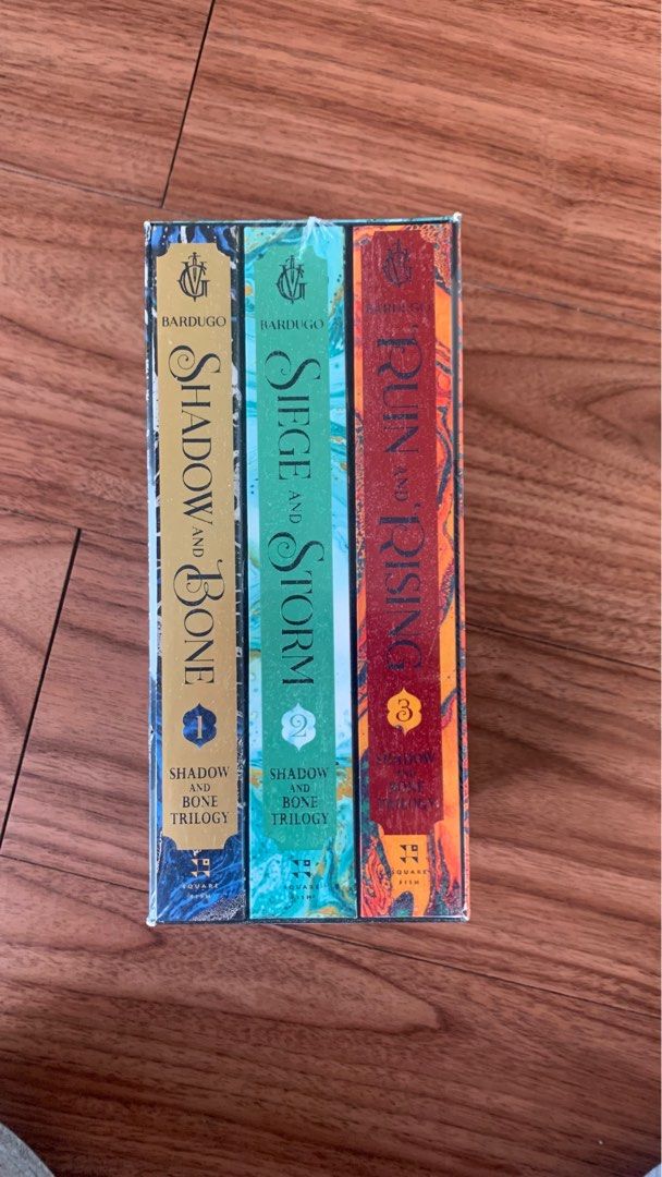 Shadow and Bone Trilogy, Hobbies & Toys, Books & Magazines, Fiction ...