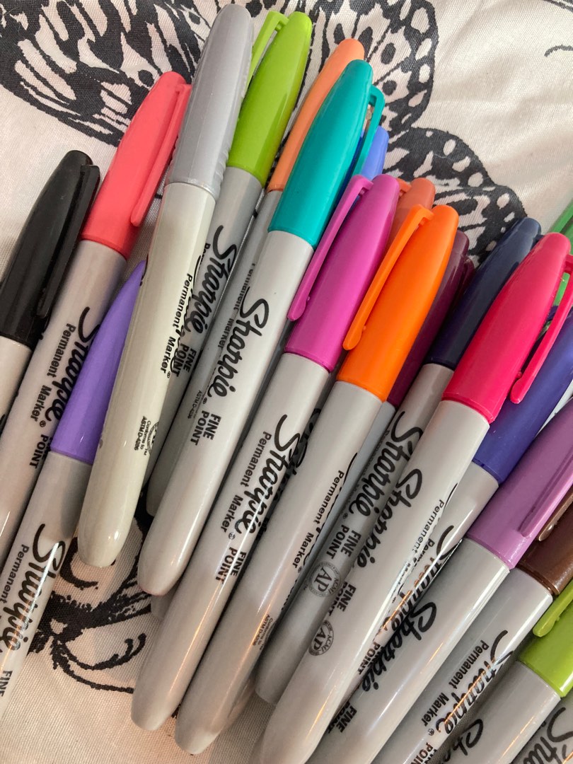 Sharpie fine point 24pcs, Hobbies & Toys, Stationary & Craft ...